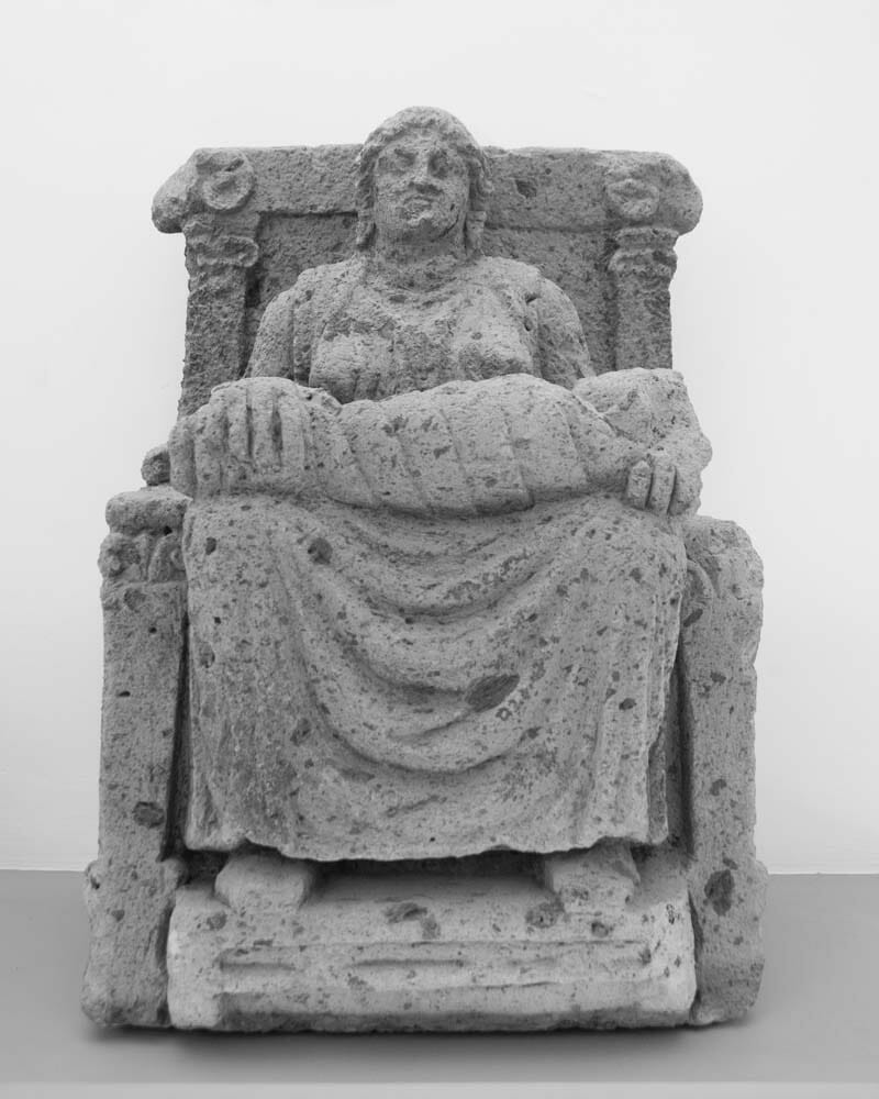 The reasons for a Matres Matutae symbol - Pandora Ceramiste