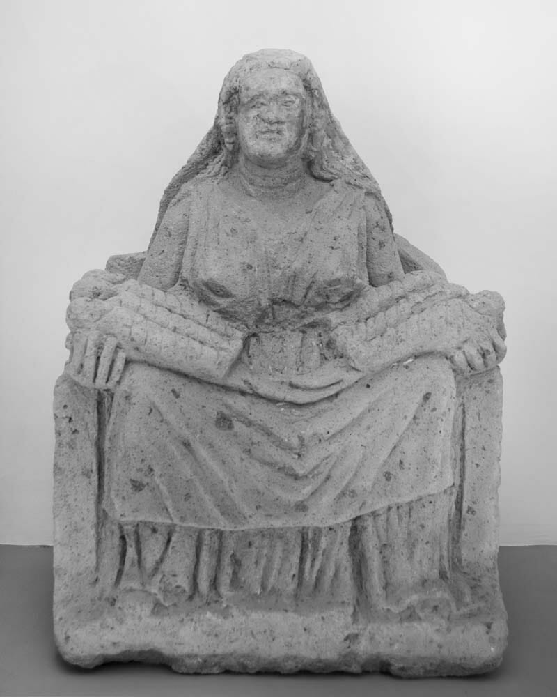 The reasons for a Matres Matutae symbol - Pandora Ceramiste